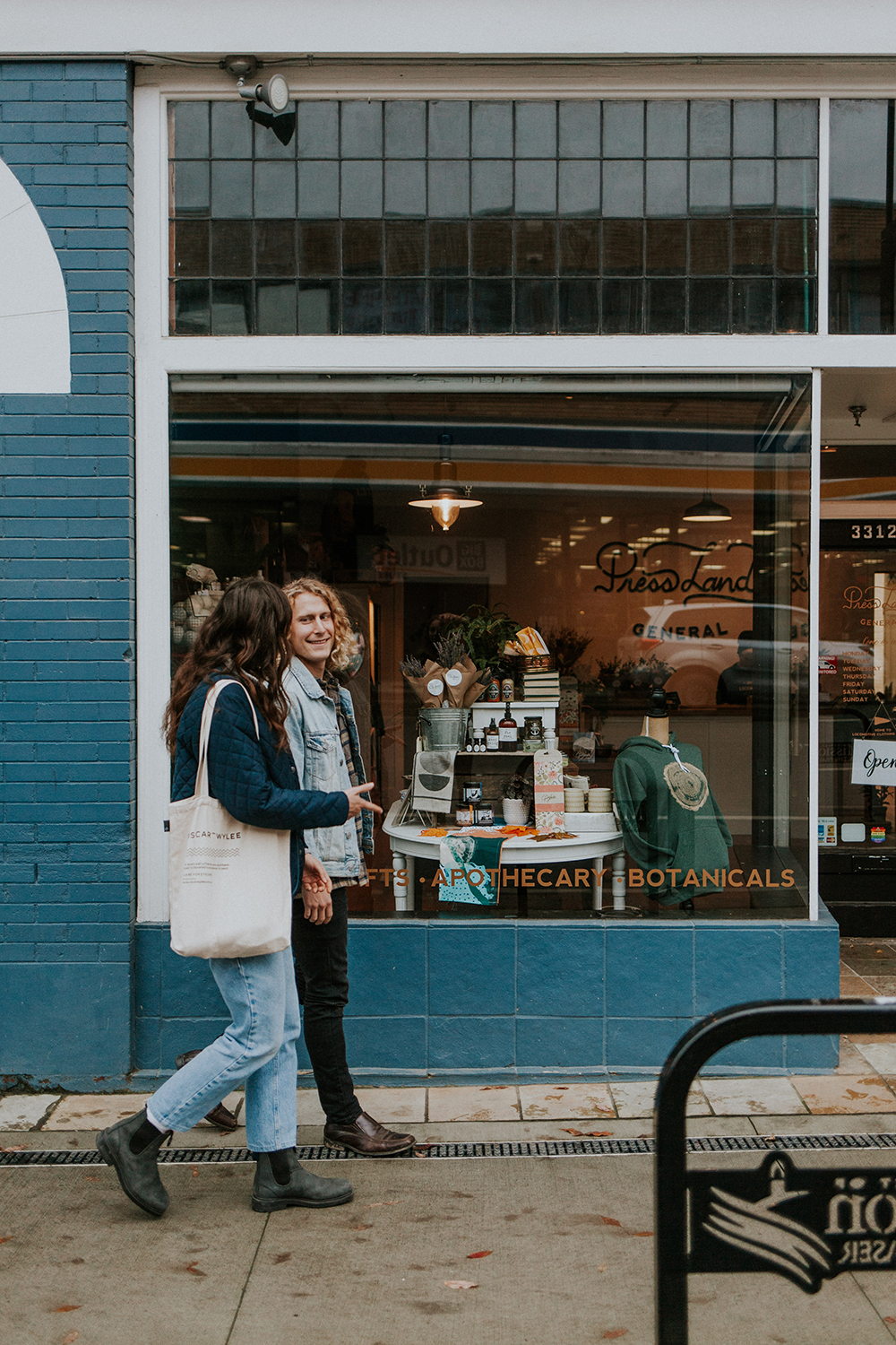 Shop the Valley this Holiday Season 2022 - Fraser Valley